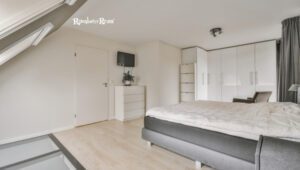 Sherwin Williams Alpaca SW 7022 2025 [Paint Color Review]