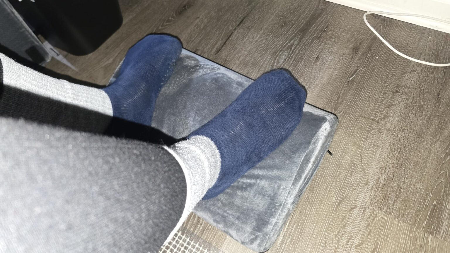 12 Best Foot Rests for Under Desk (May 2026) Options Tested & Ranked